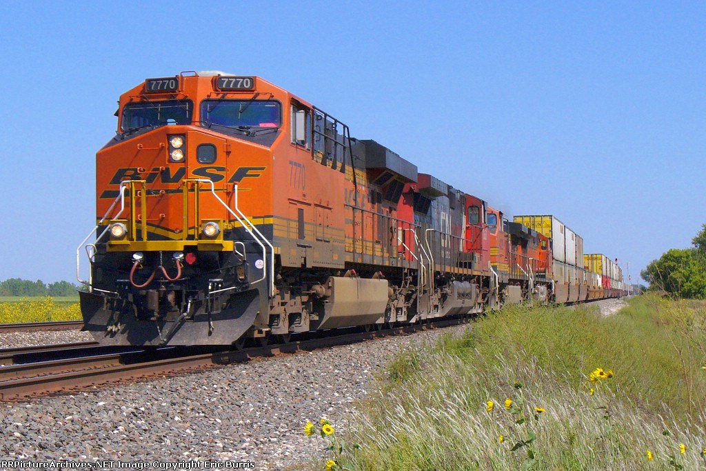 BNSF 7770